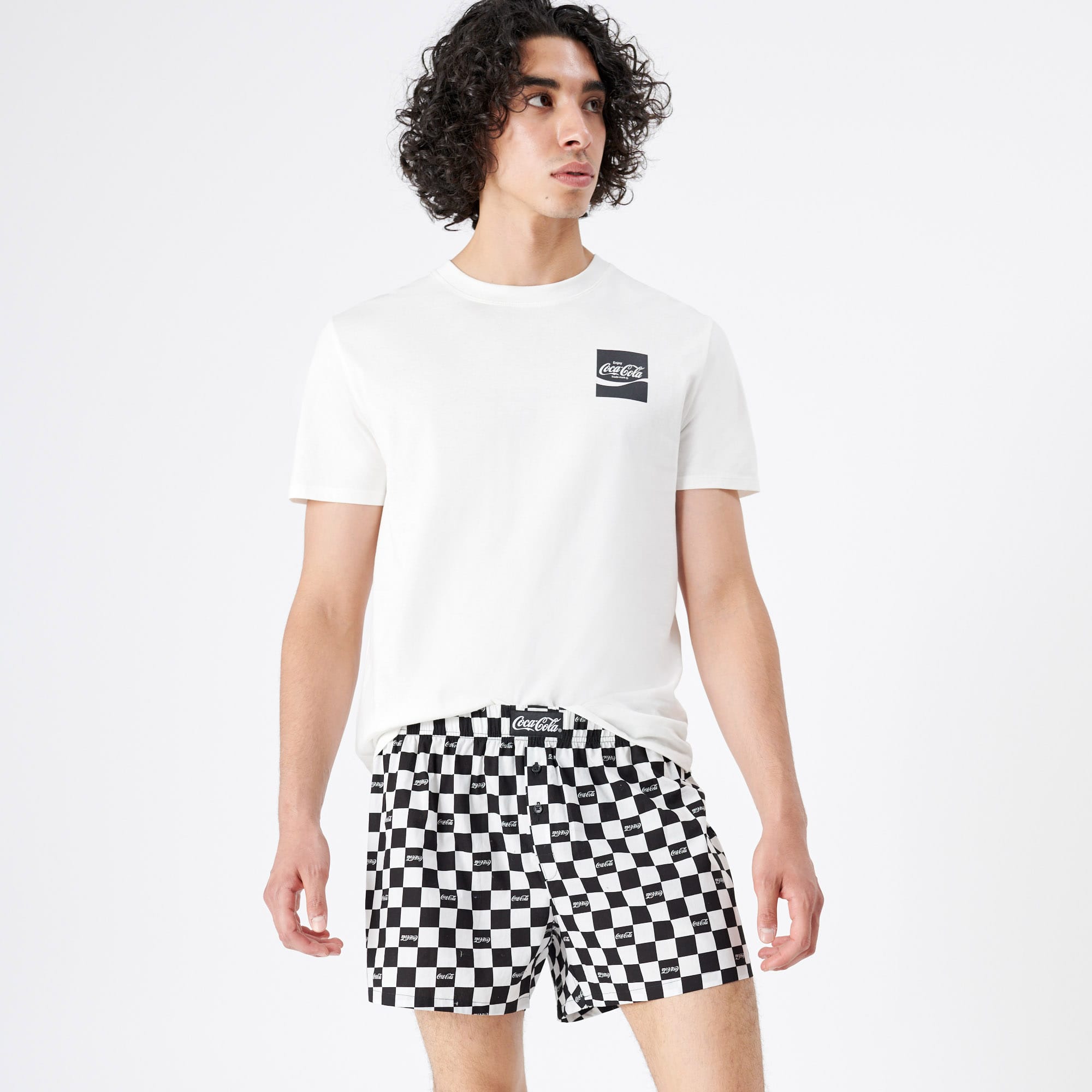 Unisex Coca-Cola t-shirt - off-white - Undiz